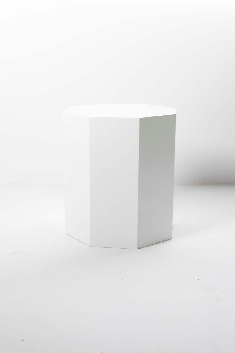 Beige Textured Hexagon Plinth – ProppedUpRentals