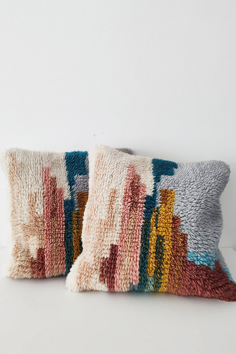 Mix Colored Cushion Set of 2 – ProppedUpRentals