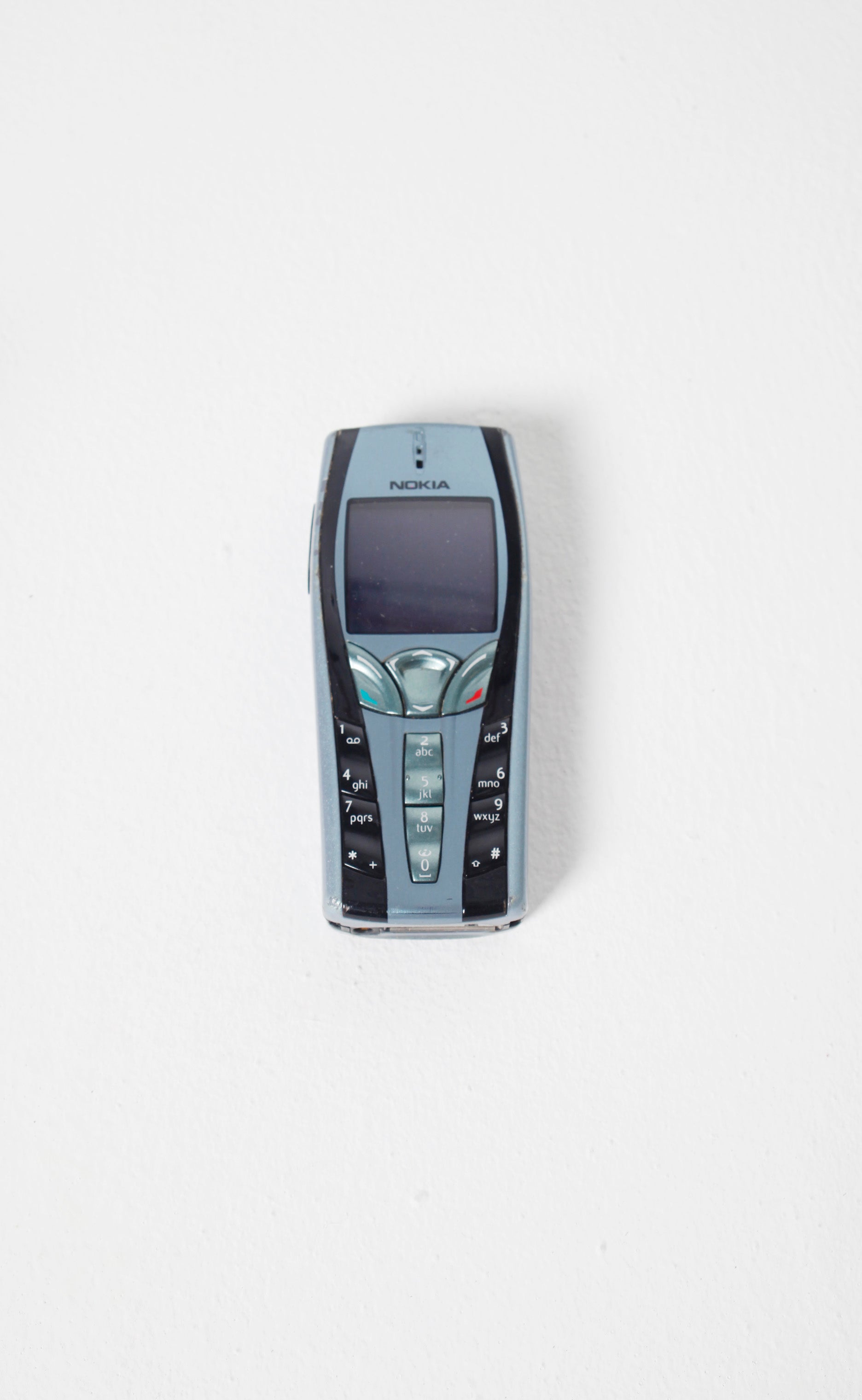 Nokia 7210 Mobile Phone – ProppedUpRentals