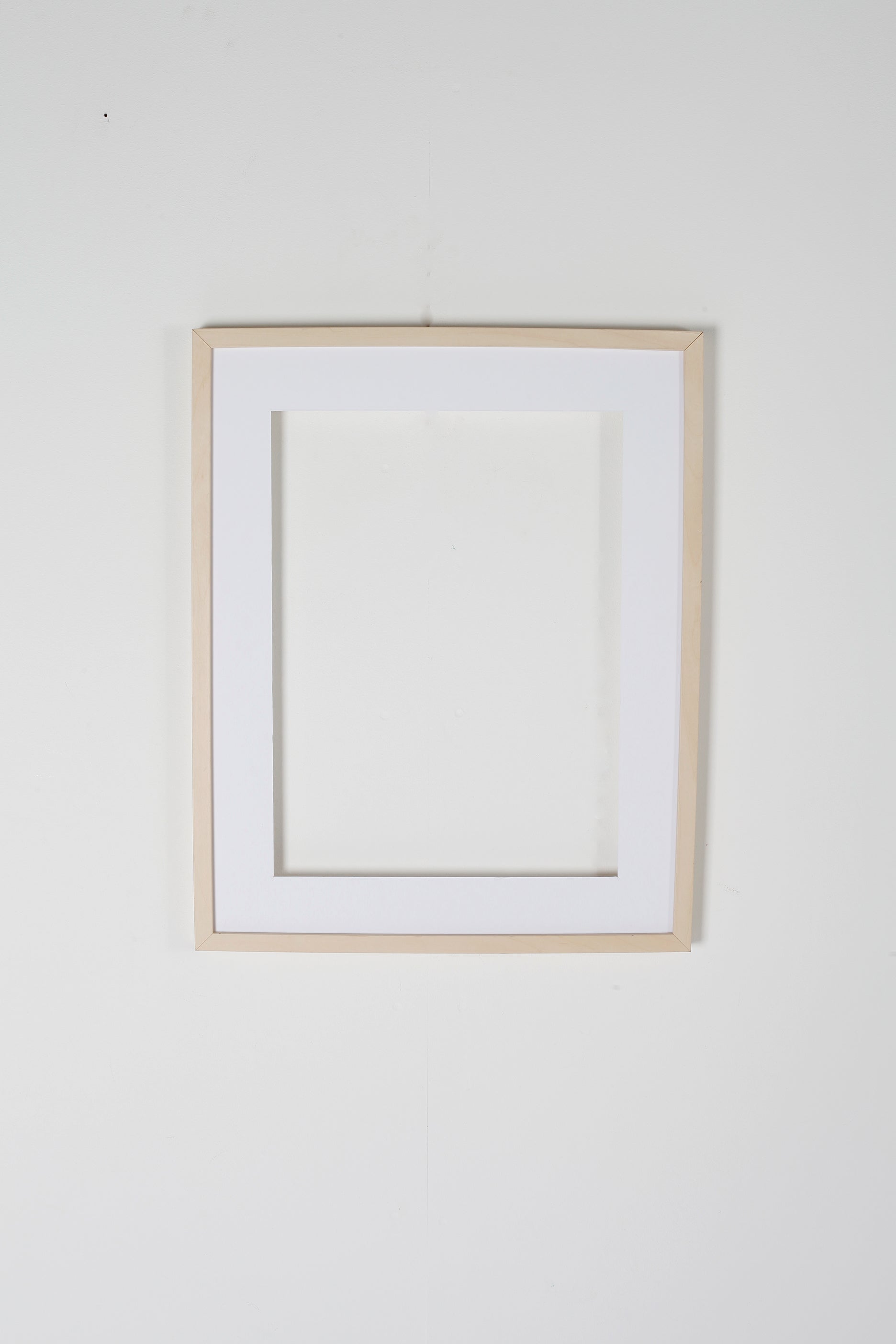 LIGHT WOOD PICTURE FRAME – ProppedUpRentals