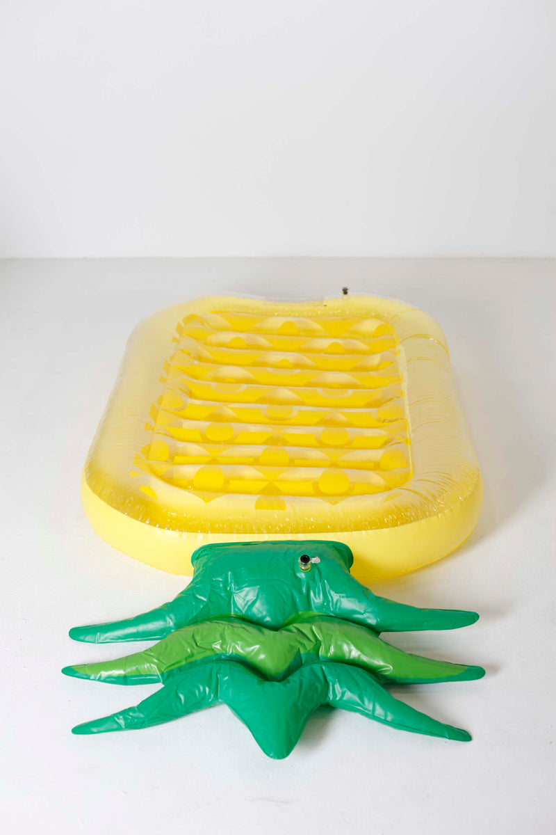 Inflatable Pineapple Pool Float – ProppedUpRentals