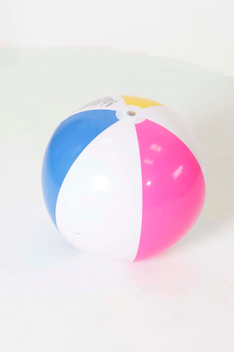 Inflatable Beach Ball Pool Float – ProppedUpRentals