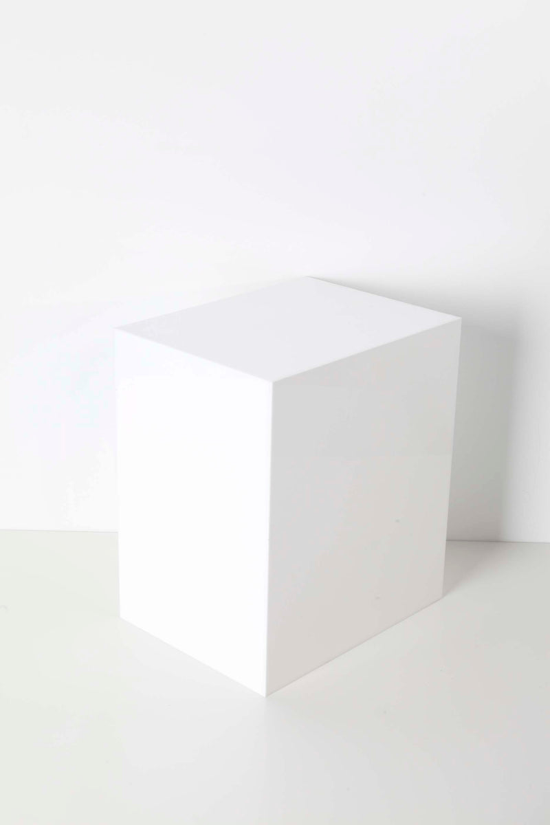 White Perspex Still-Life Styling Plinth – ProppedUpRentals