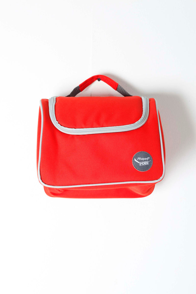 Kids Red Lunchbox – ProppedUpRentals