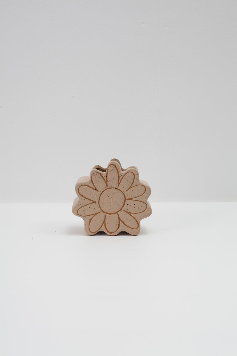 Mini Retro Flower Vase – ProppedUpRentals